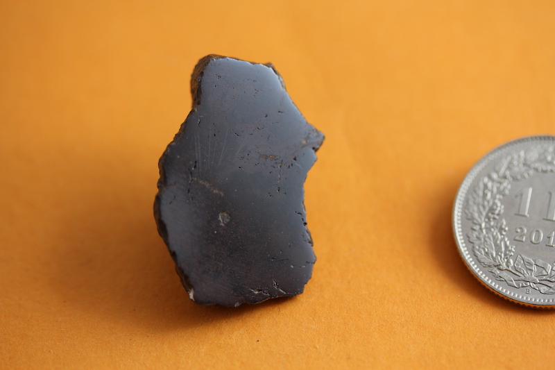 Tsesit geschliffen und poliert - Tsesit